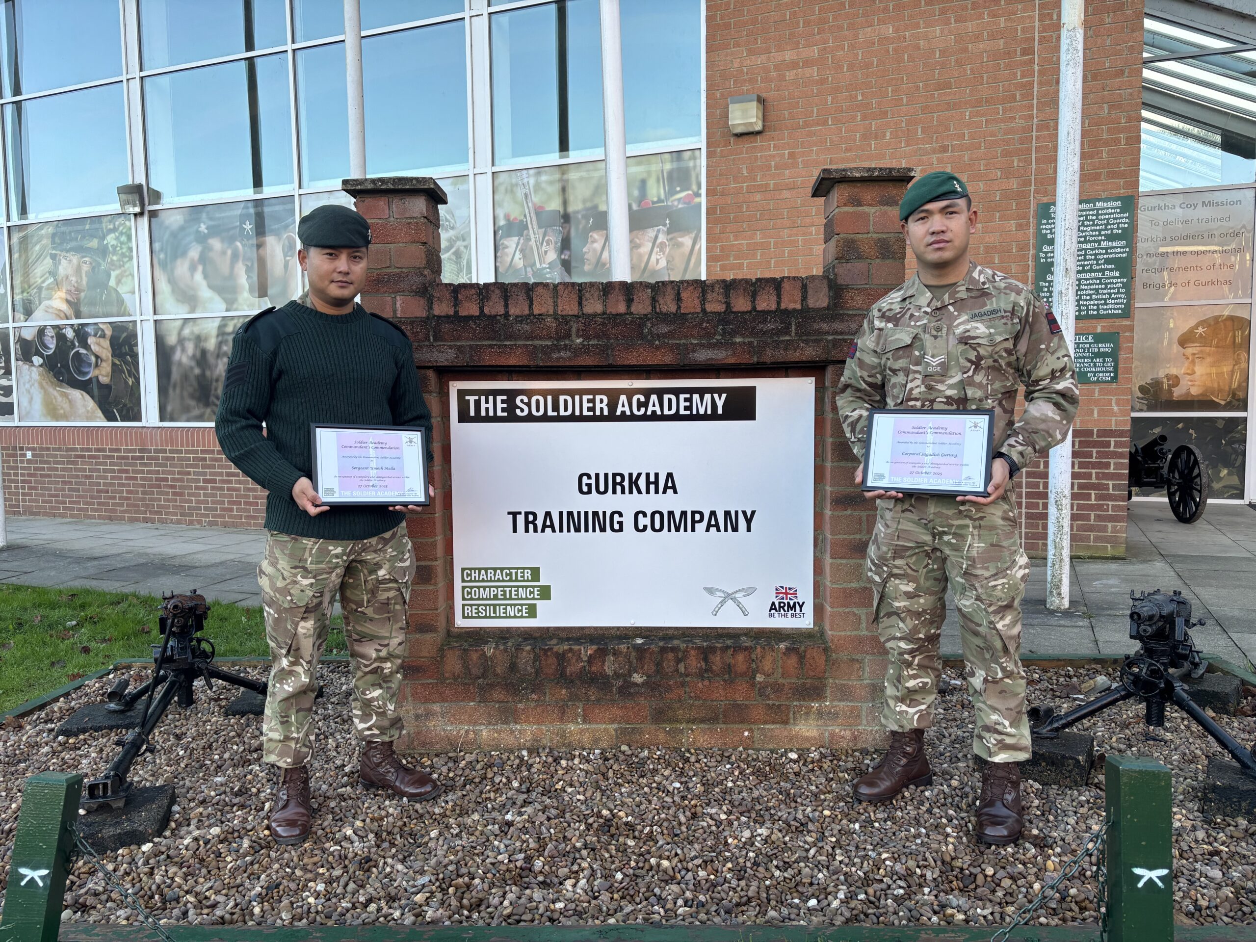 Gurkhas Receive Commandant Soldier Academy Commendations - Gurkha ...